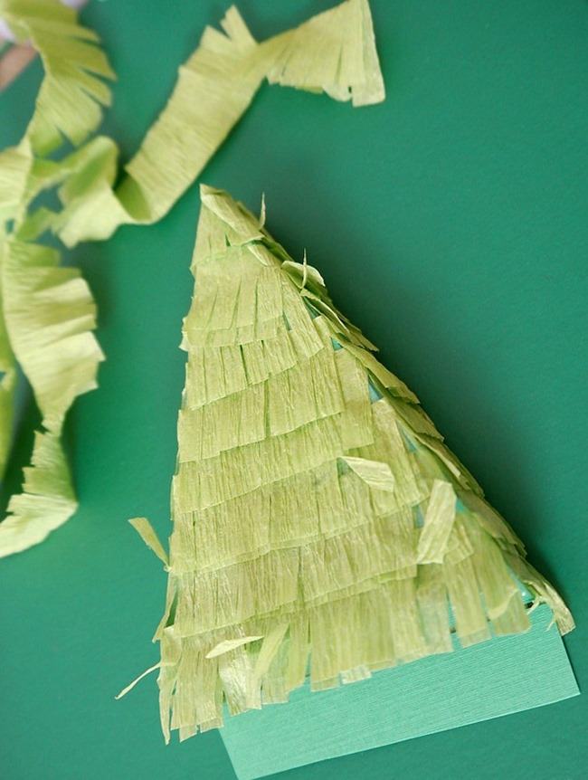 Christmas Tree Piñata Ornaments {Holiday Tutorial} - EverythingEtsy.com