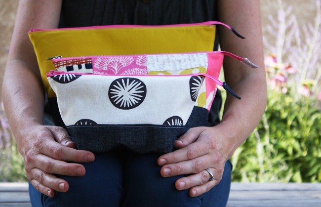 21 Zipper Bag Sewing Tutorials–Cute & Easy Patterns! - EverythingEtsy.com